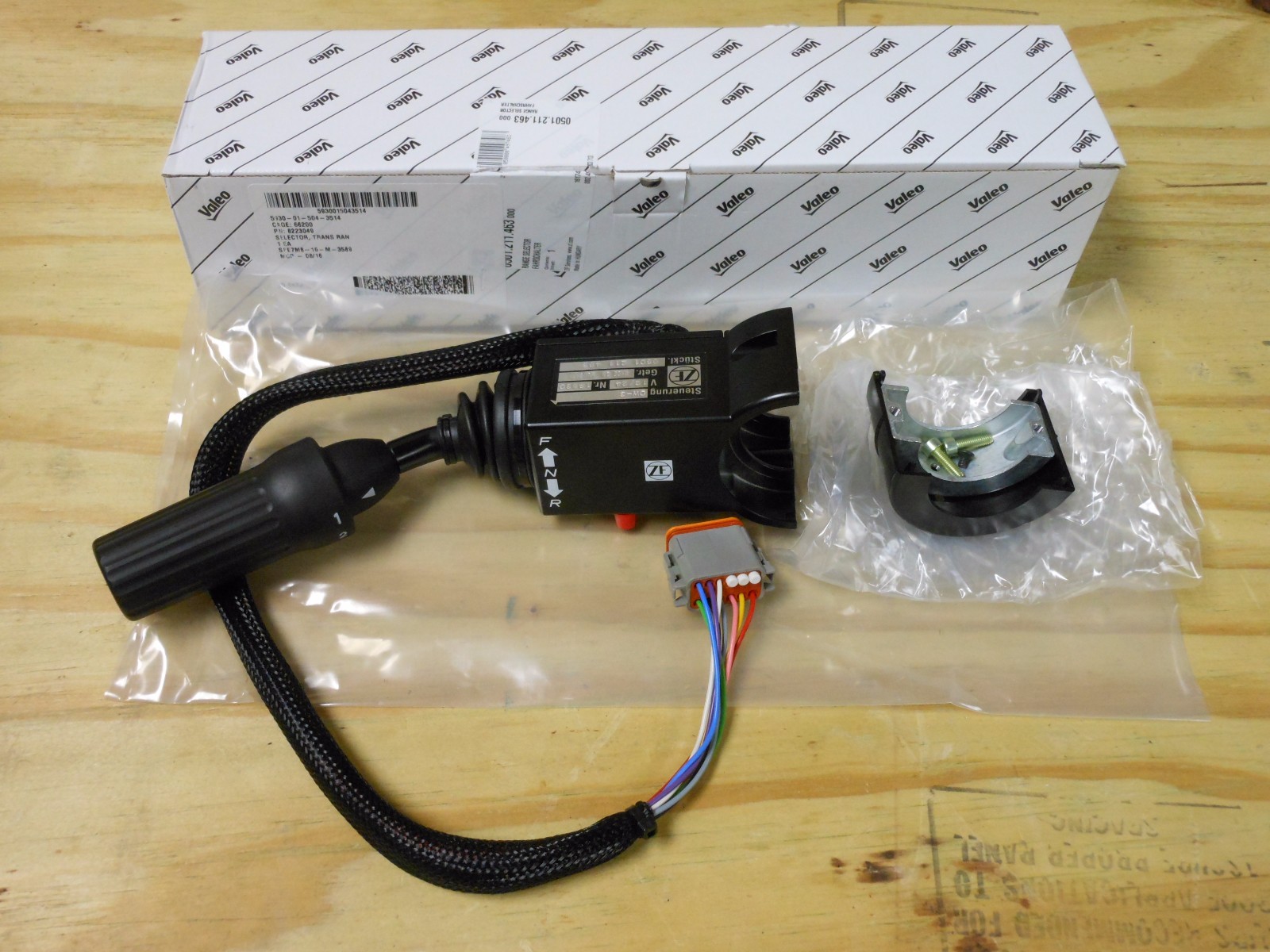 JLG SkyTrak Lull Telehandler Trex Joy Stick Control OEM 4 Speed Range ...