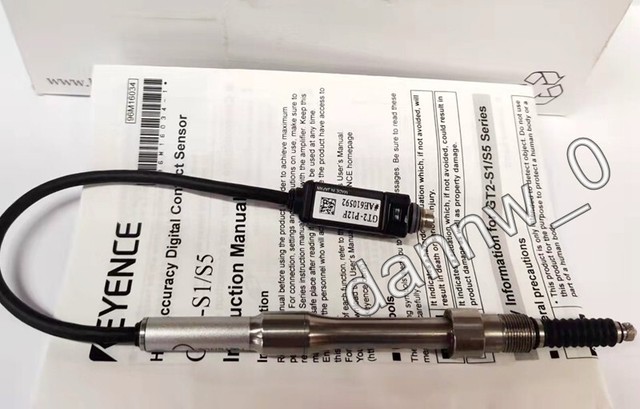 KEYENCE GT2-P12F Stylus Type General-purpose Flange Attachment Sensor ...