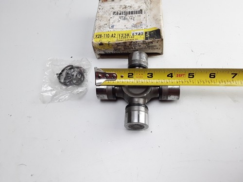 NEW GM 88964413 Drive Shaft Universal Joint Front For Cadillac ...