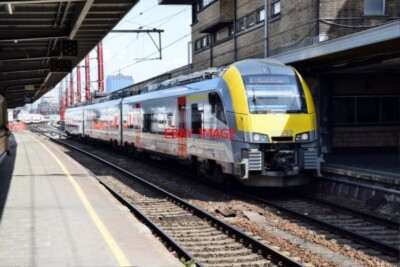 PHOTO BELGIAN RAILWAYS - SNCB/NMBS CLASS AM08 'DESIRO MAINLINE' NO 08 ...