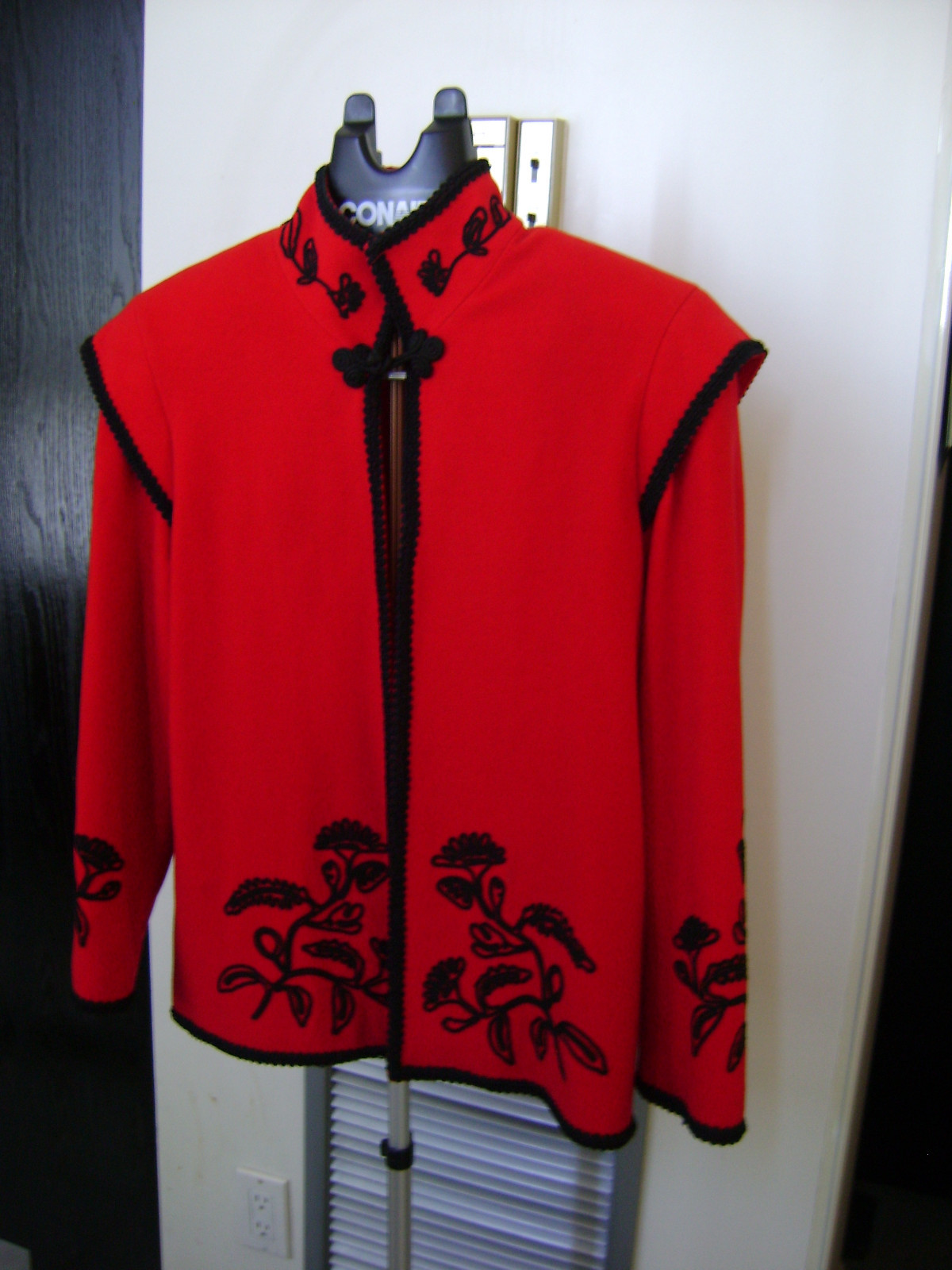 Vintage Simon Chang / Alfred Sung Red-Black Blazer-Ja… - Gem