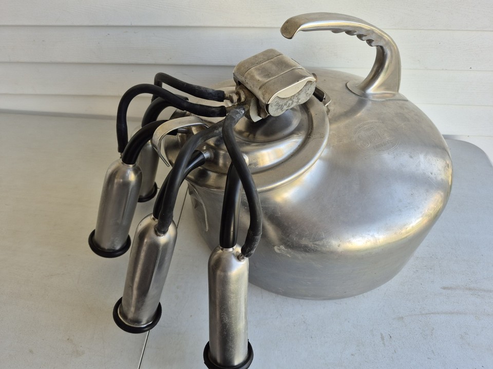 SURGE MIKER FOR MILKING GOATS,COW 6 GALLON BUCKET,NEW RUBBER AND HOSE ...