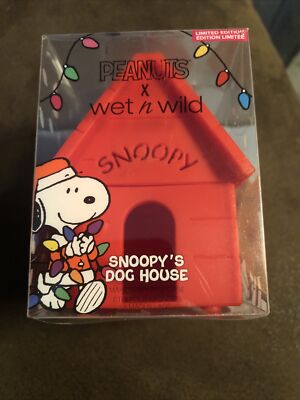 Peanuts Wet n Wild Snoopy’s Dog House Limited Edition Makeup Sponge ...