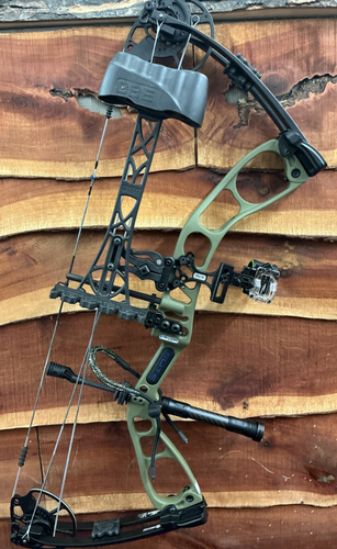 Elite Ember Great Condition 10-50Lbs D/W 15-29"D/L OD Green Ready To ...