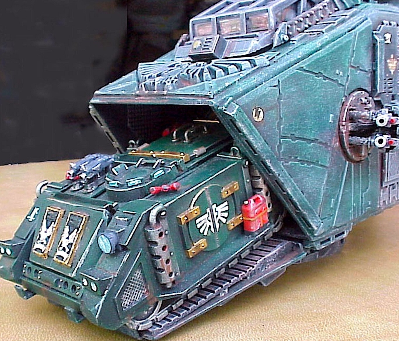 RHINO~BEST APC TANK~SPACE MARINES~Full GW Model Kit~Games Workshop ...