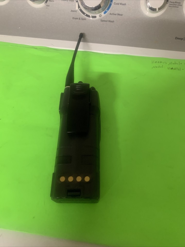 MACOM HARRIS P7100 IP Portable 2-Way Radio MODEL 800 Mhz HT7150S81X /w ...