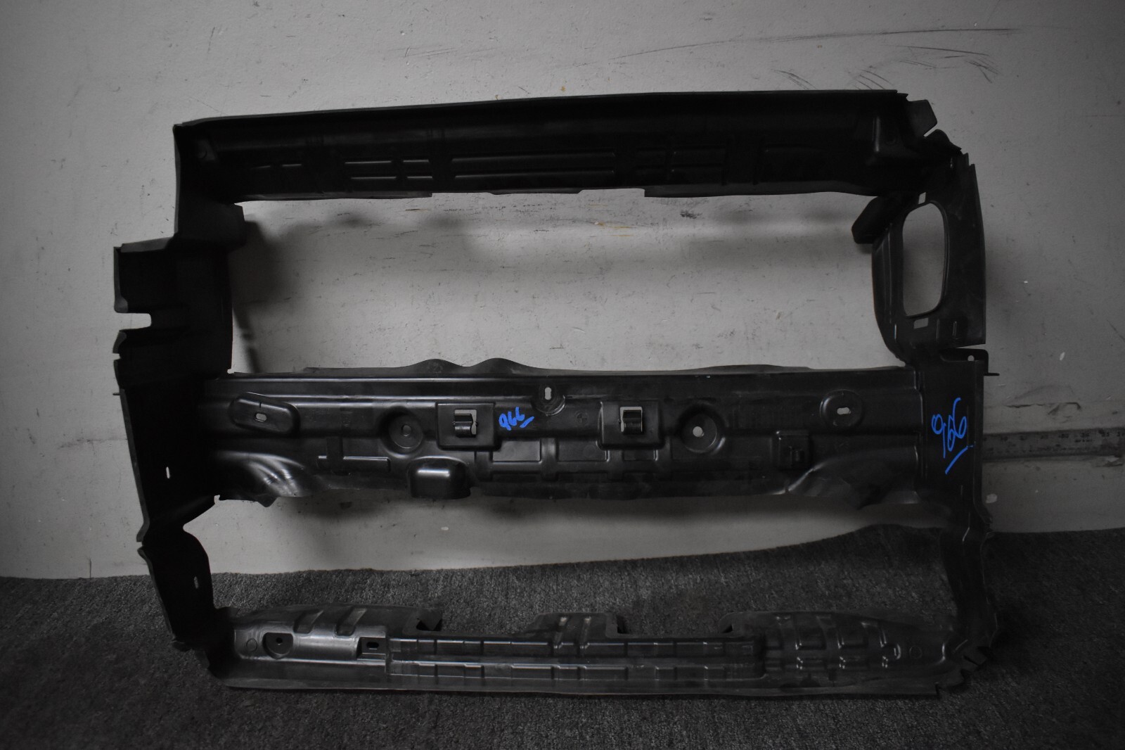 2021-2023 BMW 440I BASE AIR DUCT FACTORY OEM | eBay