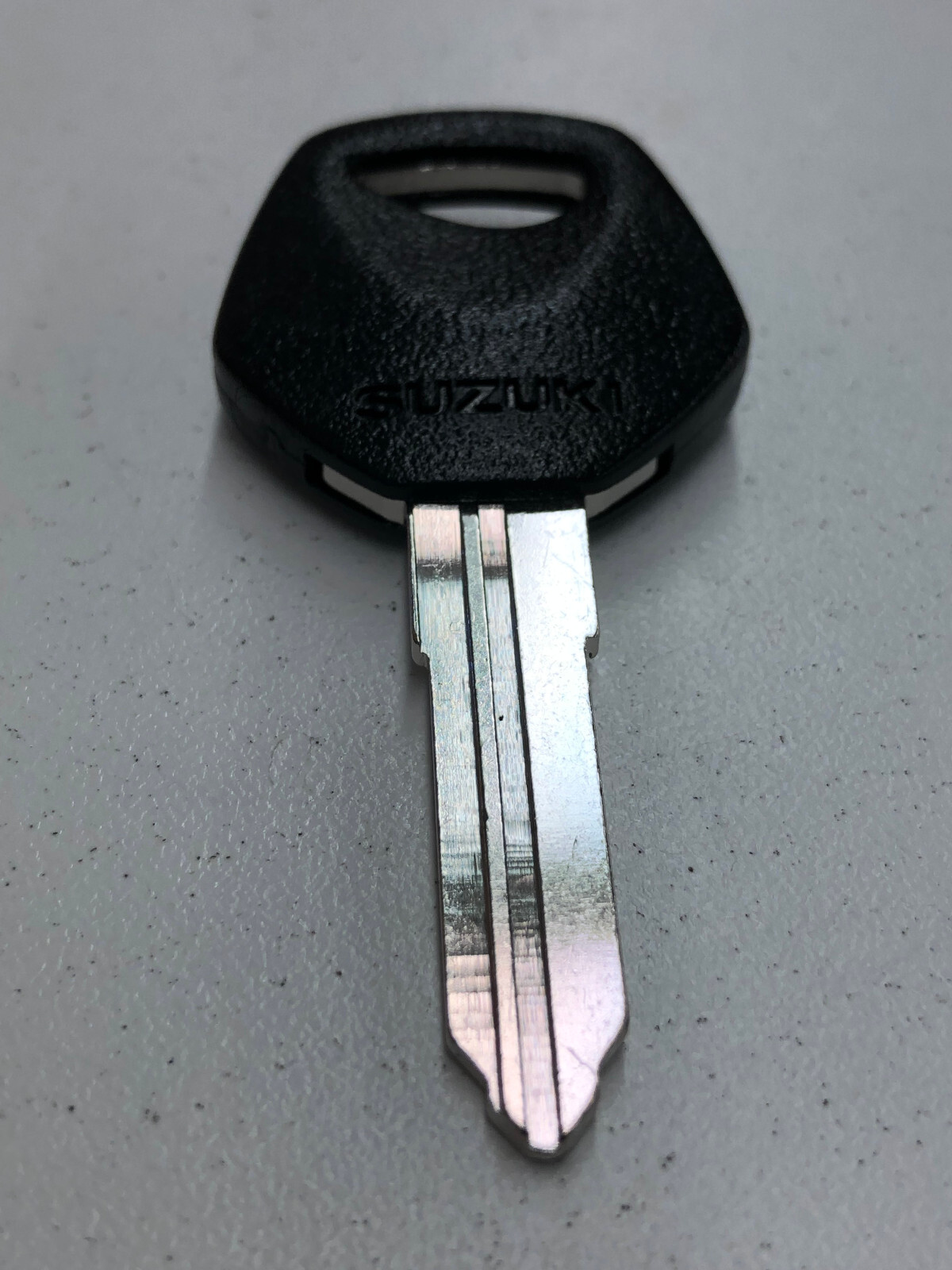 Suzuki OEM NOS Genuine Original Motorcycle P/N 37146-48E10 Key Blank | eBay