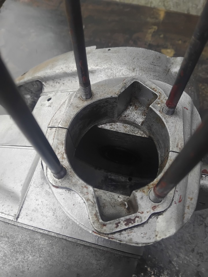 BSA BANTAM D7 CRANK CASES GOOD CONDITION | eBay UK