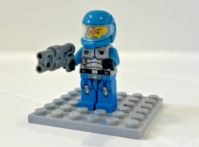 LEGO Space Galaxy Squad Solomon Blaze minifigure Blue Spaceman gs004 ...