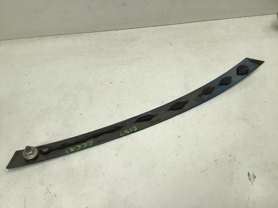 VY VZ Commodore SS Calais Berlina outer RH right C pillar trim mould ...