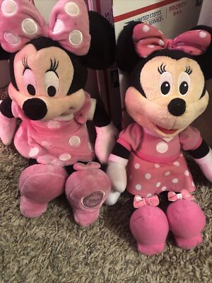 DISNEY MINNIE MOUSE TALKING SINGING WORKS & Disney Store Plush | eBay
