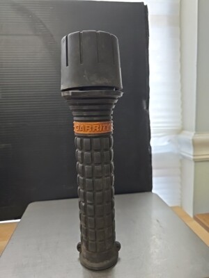 #2 Garrity Flashlight Rubber Impact Resistant Rugged Outdoors Light ...