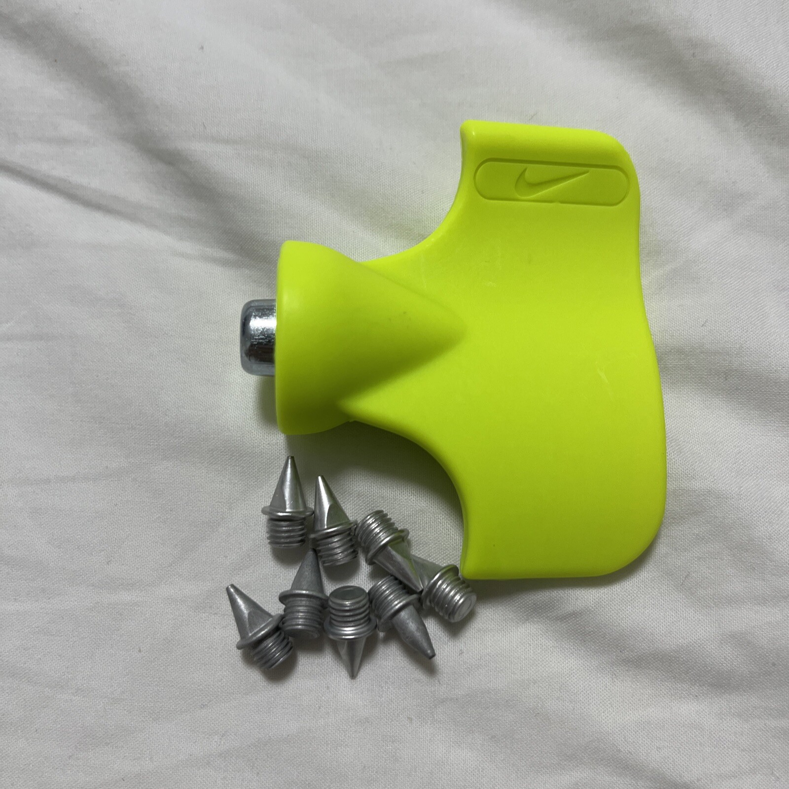 New Nike Spike Wrench Key Tool with 8 Metal Spikes 1/4"- 7mm | eBay