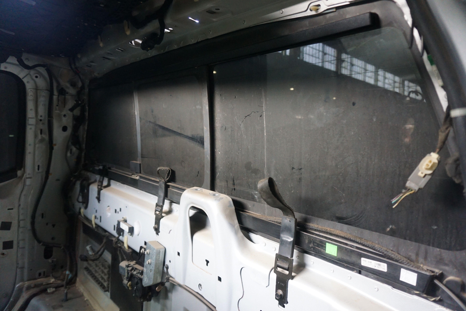 Rear Windshield Power Sliding Window Glass Hc3z2542006e Ford F250 F350 ...