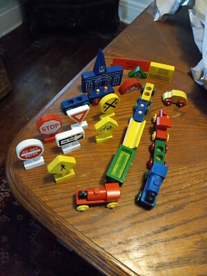 Vintage Colorful Train Lot x24 Engines, Back Cars, Buildings And Signs ...