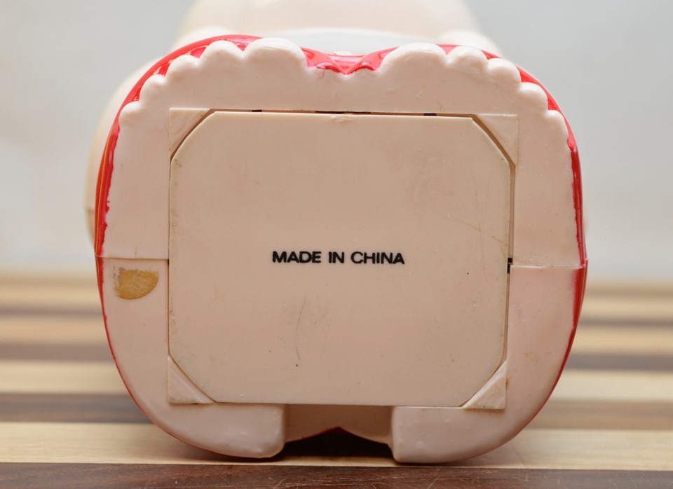 Vintage Woobi Boy and Crayon Shin Chan Manga Talking Alarm Clocks ...