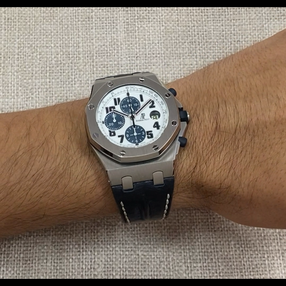 Audemars Piguet Royal Oak Offshore Chrono Navy Blue Panda 42mm Watch ...