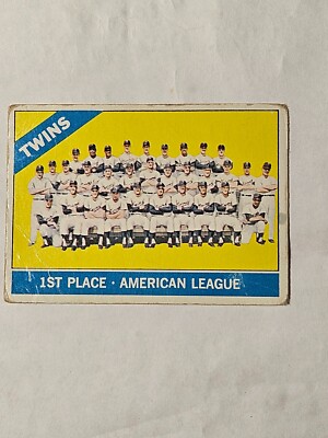 1966 TOPPS #526 MINNESOTA TWINS TEAM Very Good Examine actual card ...