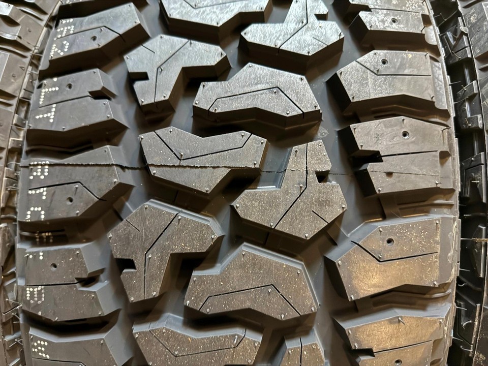 Ford F150 22" Gloss Black Snowflake Replica Wheels 33X12.50R22 ...