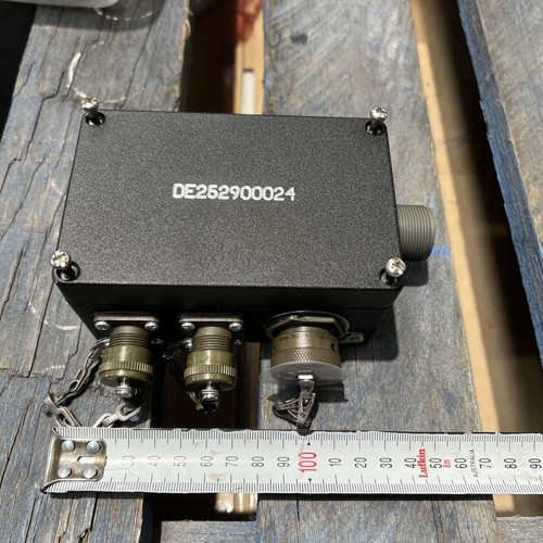 military junction power box 30 amp reset DE252900024 3 two prong ...