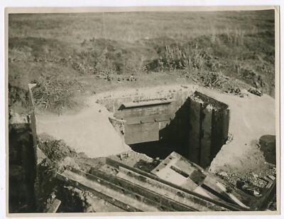 ARMOUR LINED GERMAN MACHINE GUN EMPLACEMENT DESTROYED BY BRITISH (8x10 ...