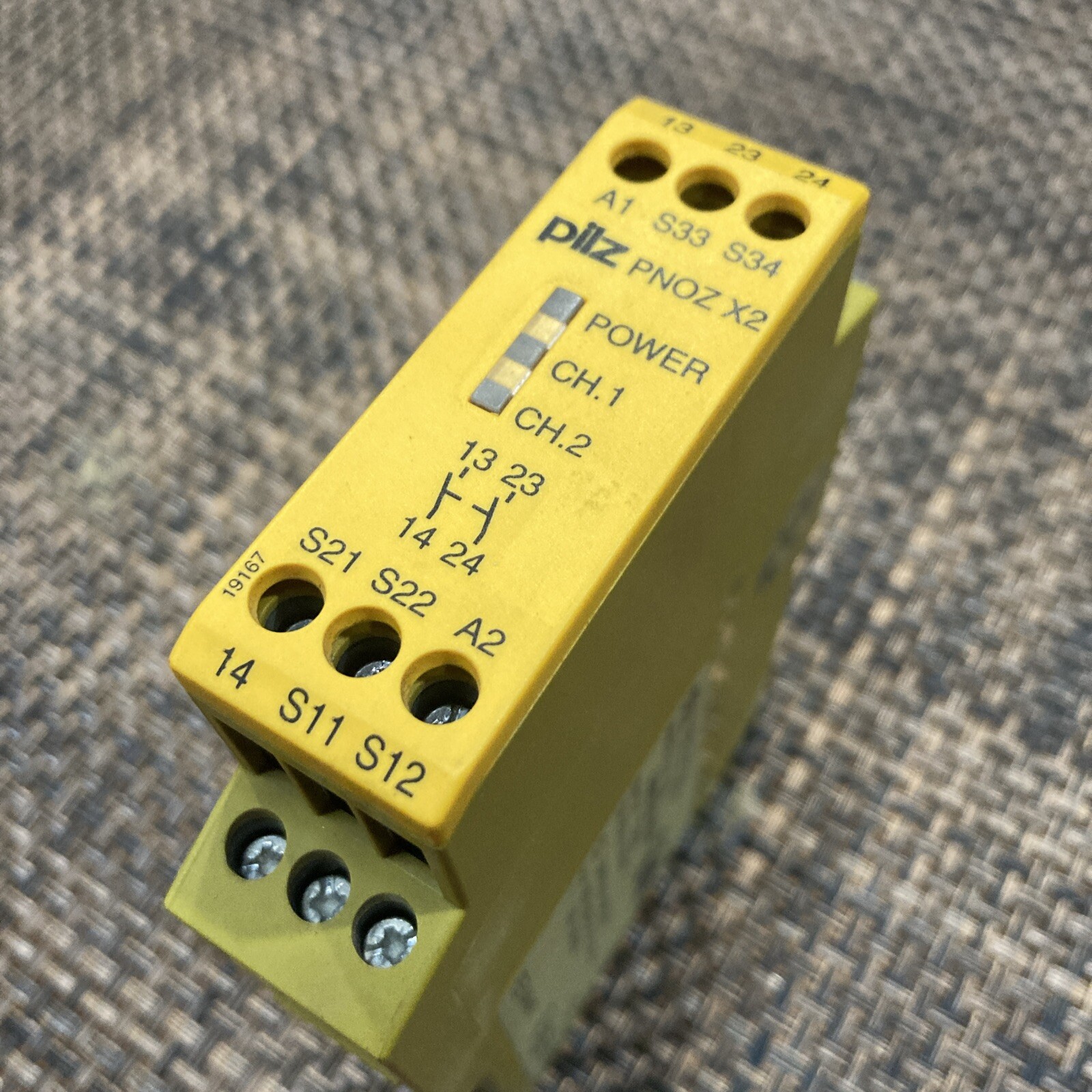 🇺🇸PILZ 774306 PNOZ-X2.1 SAFETY RELAY WARRANTY | eBay