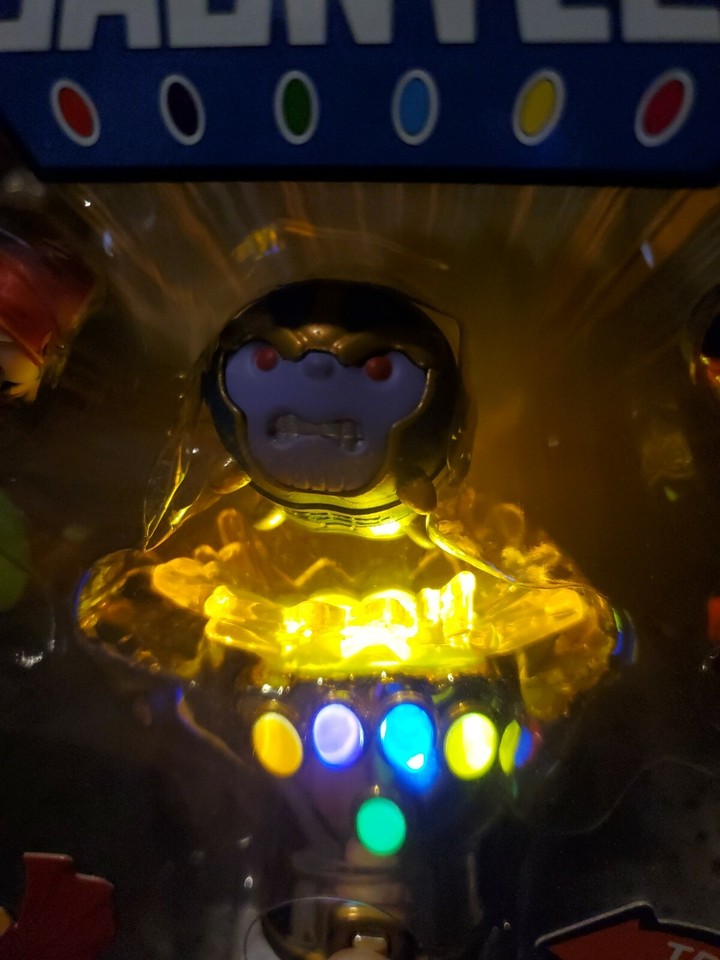 Marvel TSUM TSUM The Infinity Gauntlet 6 pc light-up Set 2018 GameStop ...