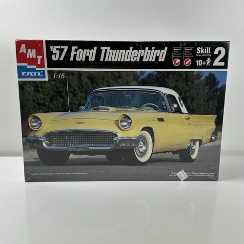 AMT 1957 Ford Thunderbird 1/16 Scale MODEL KIT 30064-10D - 1999 NEW ...