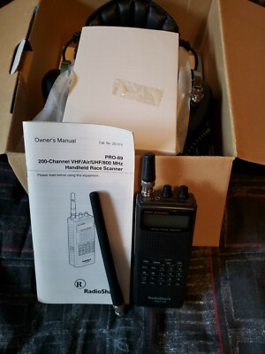 Radio Shack NASCAR PRO-89 Race Scanner Receiver & RC 33-1198 Headphones ...