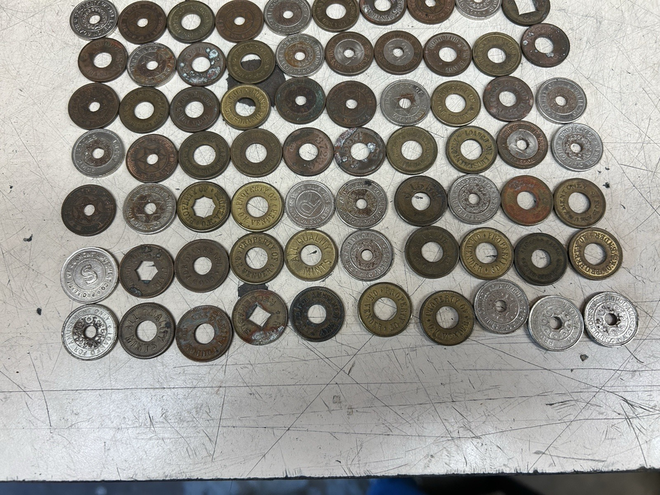138 5c SIZE FOK TOKENS / TRADE CHECKS ANTIQUE SLOT MACHINE MIX AS SEEN ...
