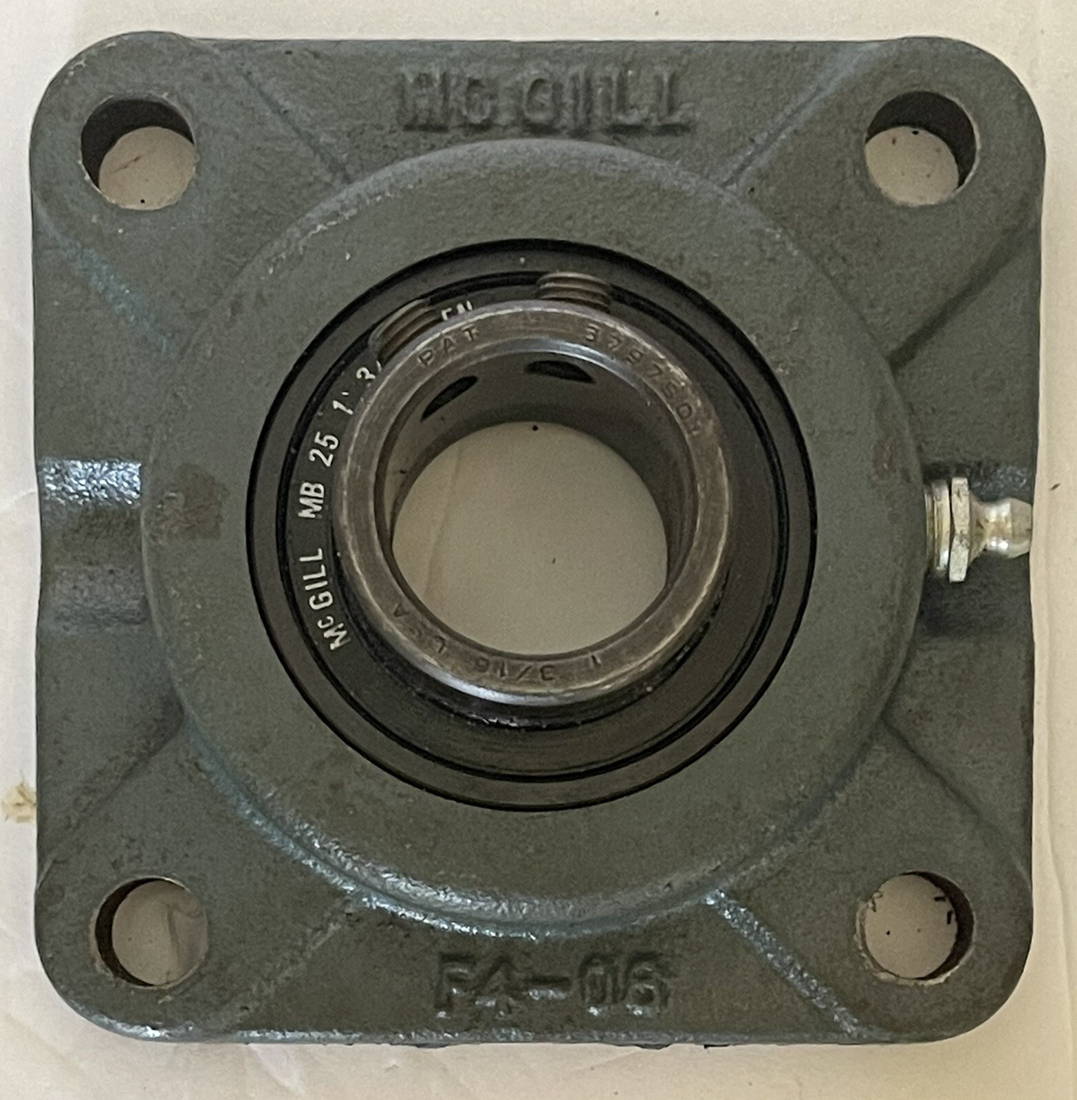 McGill Flange Mount Bearing F4-08 Old Stock for sale online | eBay