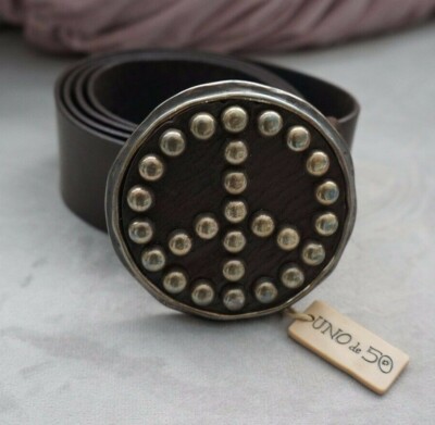 NEW UNO de 50 Unisex Round Gunmetal PEACE Studded Brown Leather Belt 95 ...