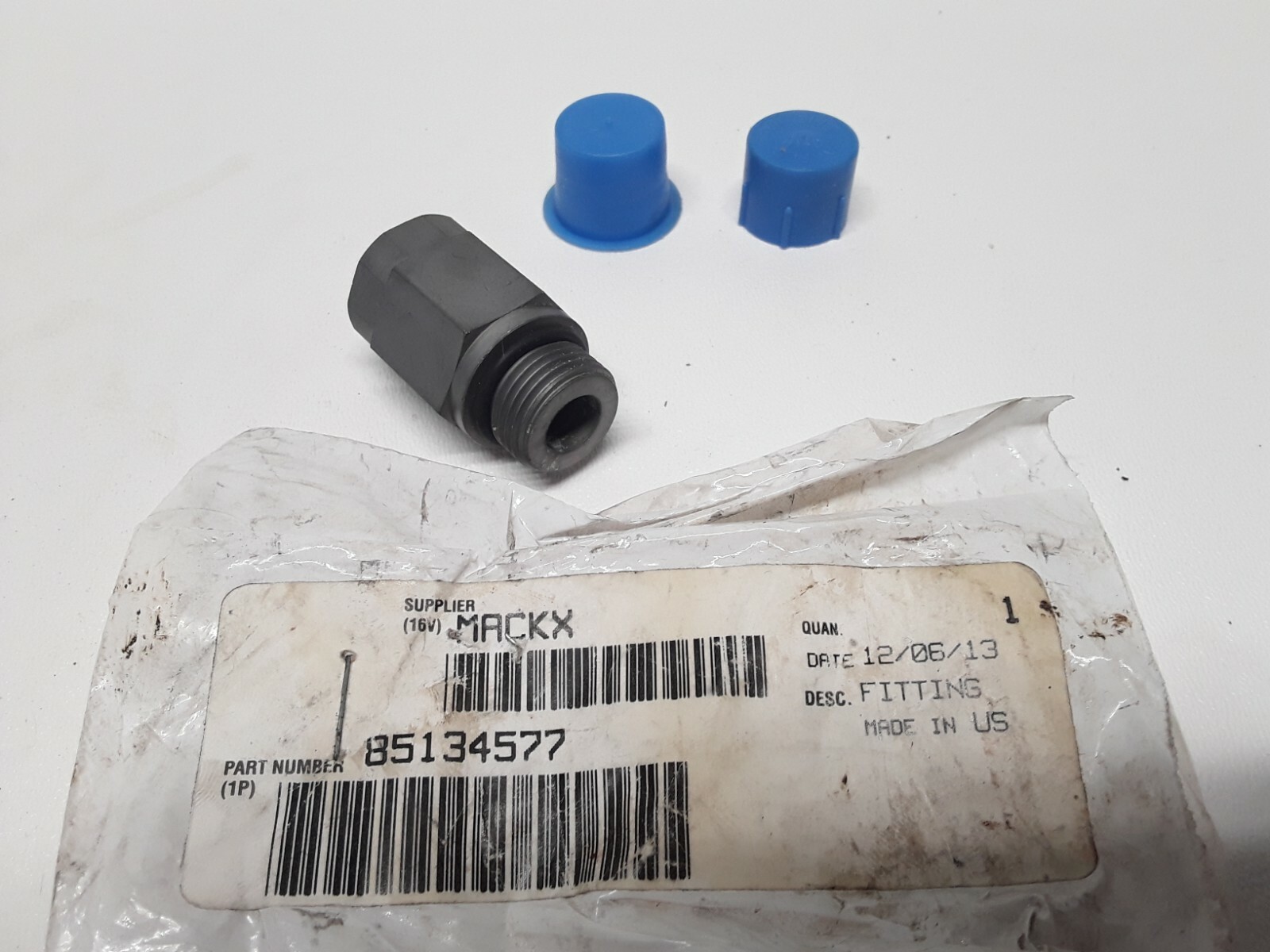 85134577 Mack FITTING / FAST FREE SHIPPING made in USA | eBay