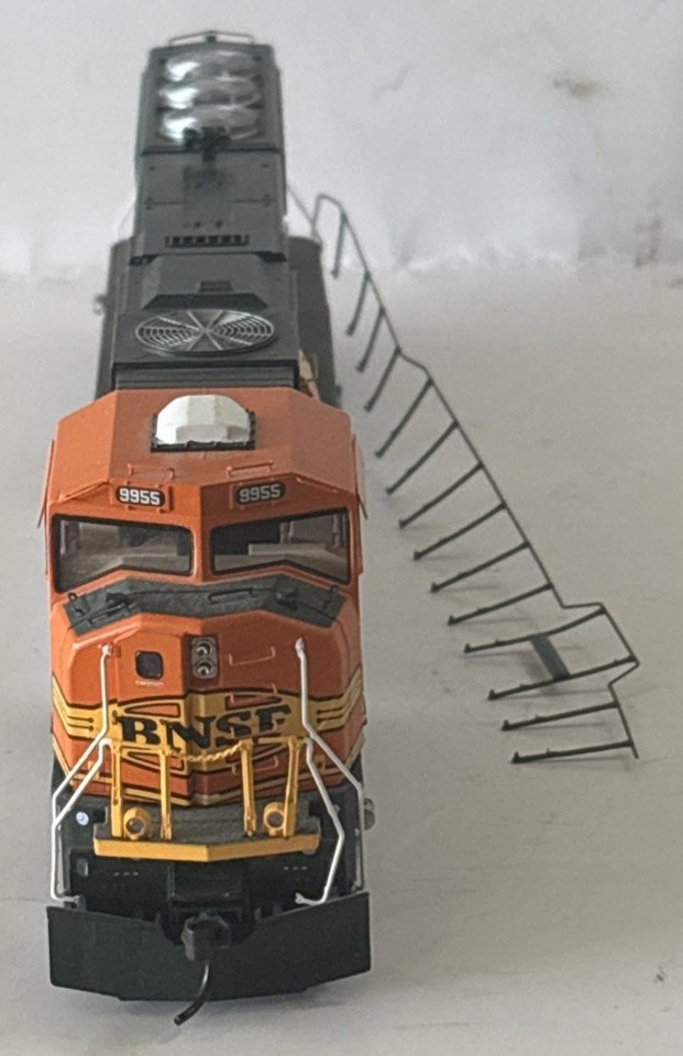 Athearn Genesis BNSF SD-70MAC Orange #9955 Locomotive HO Scale DC ...