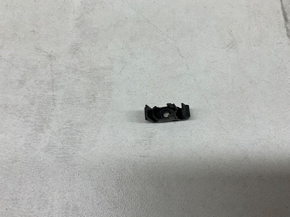 OEM HONDA 17-22 CR-V Headlamp Components-Headlamp Assy Holder ...