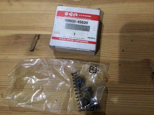 REAR Brake Master Cylinder Rebuild Kt Suzuki 69600-45820 GS550, 750 ...