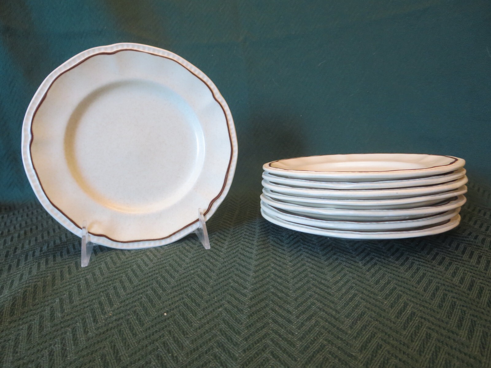 Set of 8 Kensington Staffordshire Ironstone 7 Inch Bread and Butter ...