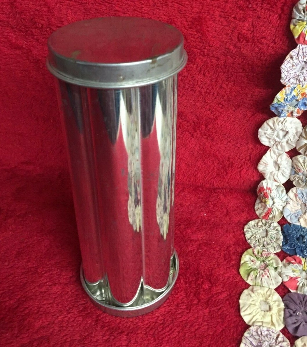 Pampered Chef Valtrompia Bread Tube Flower Shape Bakeware with ...