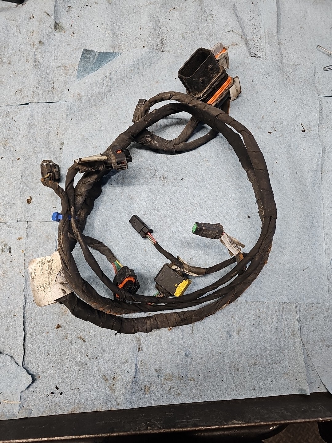 Volvo Mack 22858643 Wiring Harness Wire Pigtail Connections