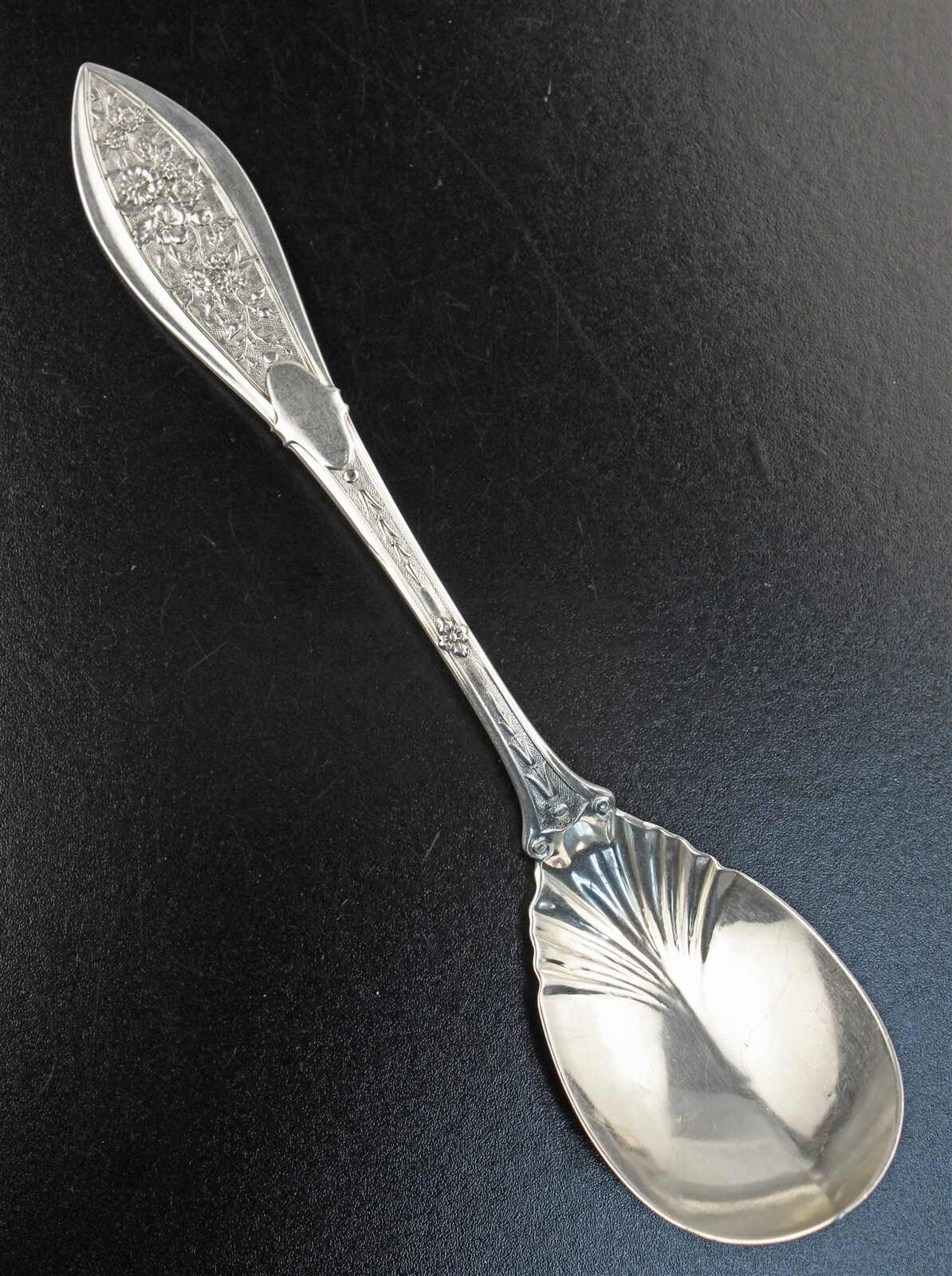 George W. Shiebler Montezuma 7 1/4" Sterling Berry Spoon PRISTINE | eBay