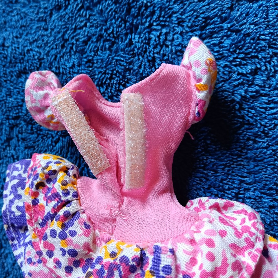 Vtg 1990s Stacie Barbie Sister Dress Ruffles Pink Purple Splatter Doll ...