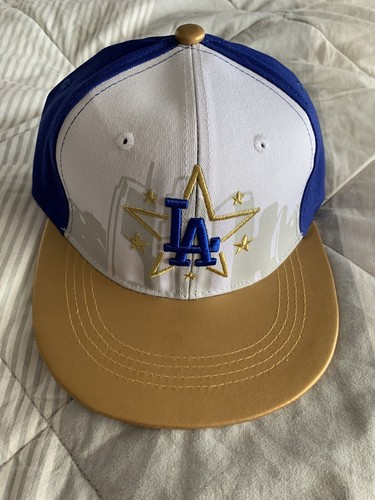 Los Angeles Dodgers snapback cap presented By Q Cells Stadium Giveaway ...