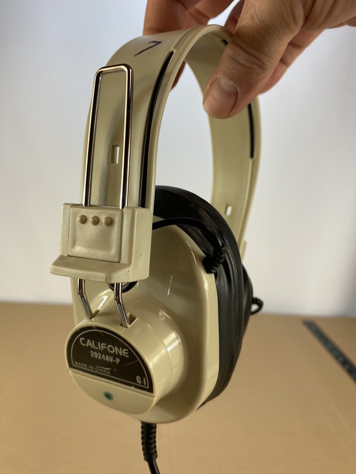 Vintage 70s 80s Califone Over The Ear Stereo Guitar Headphones Boombox ...