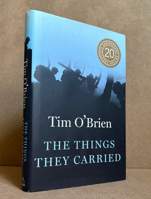 THE THINGS THEY CARRIED - A Vietnam War Novel by TIM O'BRIEN (Hardcover ...