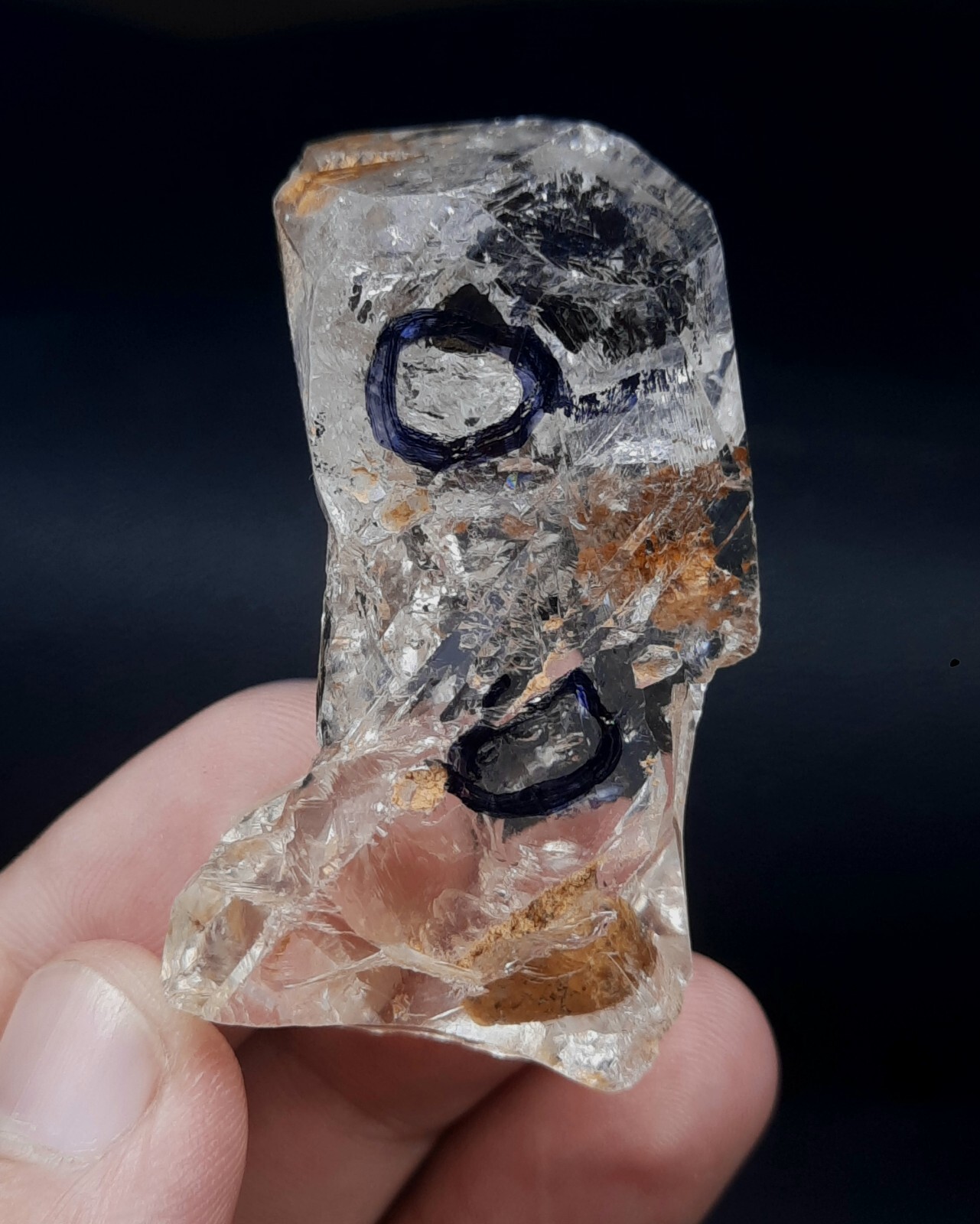 Enhydro Window Quartz crystal with movable coal & Gaseous Inclusions ...
