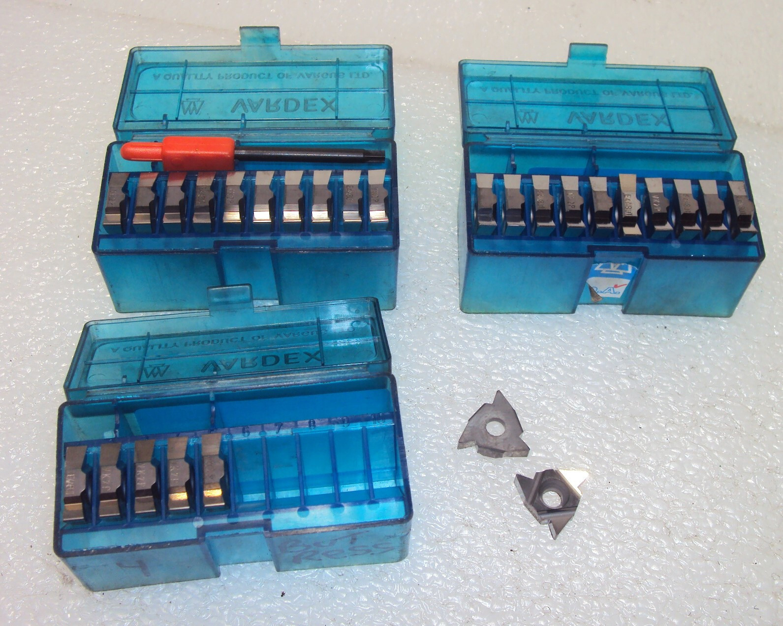 (27) Vardex 4UER4ABUT VK2P Carbide Buttress Laydown Threading Indexable ...