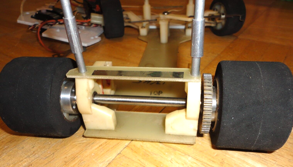 TEAM ASSOCIATED VINTAGE RC12E ONROAD PAN CAR 1/12 SCALE SHIPPING ...
