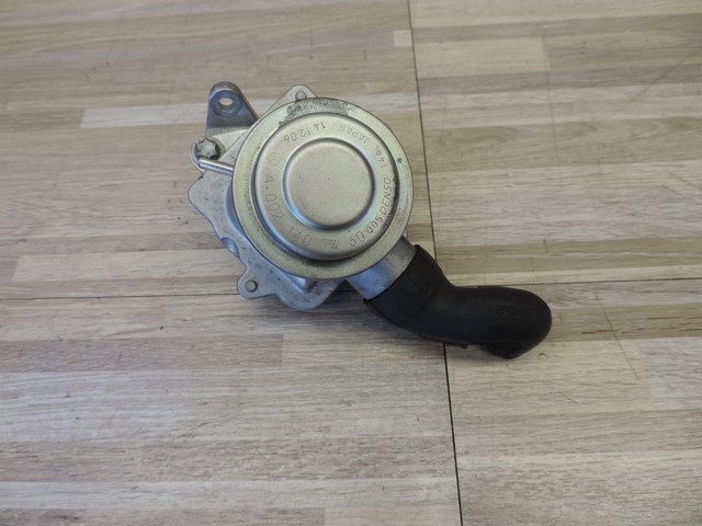 OEM Genuine Mercedes 07-08 w221 S550 Left Air Pump Check Valve ...
