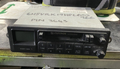 VR VS Commodore RADIO STEREO original GM COMMODORE EXECUTIVE RADIO MCC ...